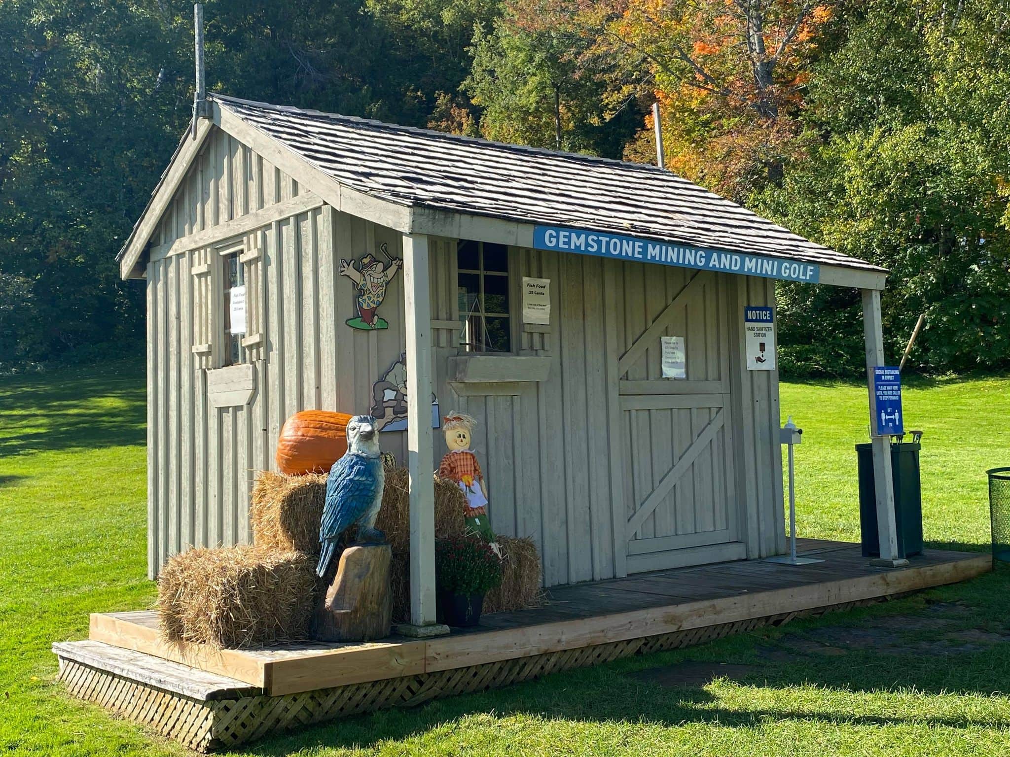 Gemstone mining and mini golf shed | In Search of Sarah