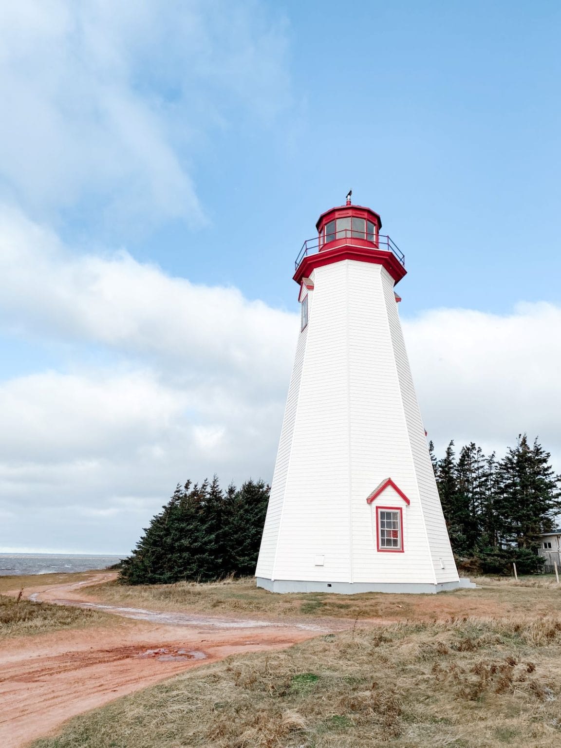 19 Gorgeous Lighthouses to Visit on Price Edward Island
