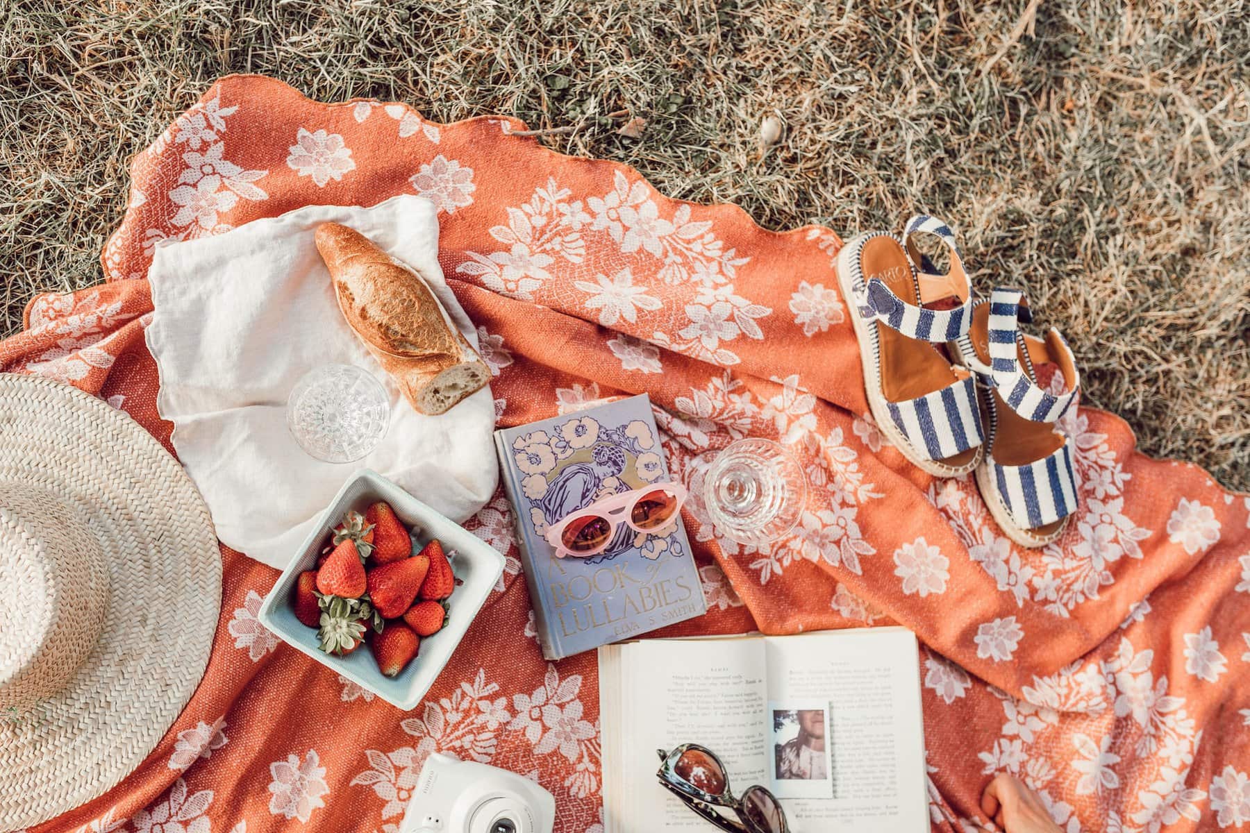 10+ Best Places to Picnic in Niagara-on-the-Lake | In Search of Sarah